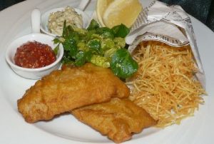 Beignet de filet de tacaud -sauce gingembre piment - L'école des Papilles